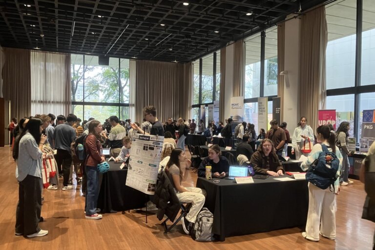 Inaugural UROP mixer draws hundreds of students eager to gain research ...